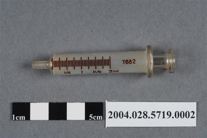 TOP白硬質注射筒 - 藏品資料 - 國立臺灣歷史博物館典藏網