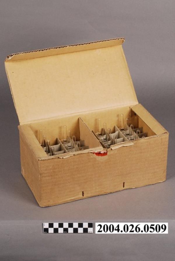 大塚製藥工廠製造「Meiron」碳酸氫鈉注射液 - 藏品資料 - 國立臺灣歷史博物館典藏網